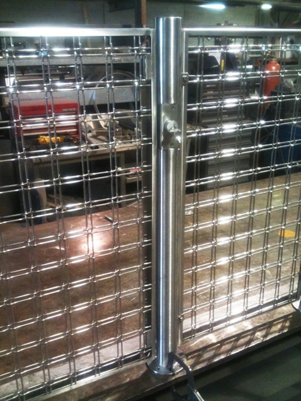 Architectural Stainless Fence - Reliable Design Services